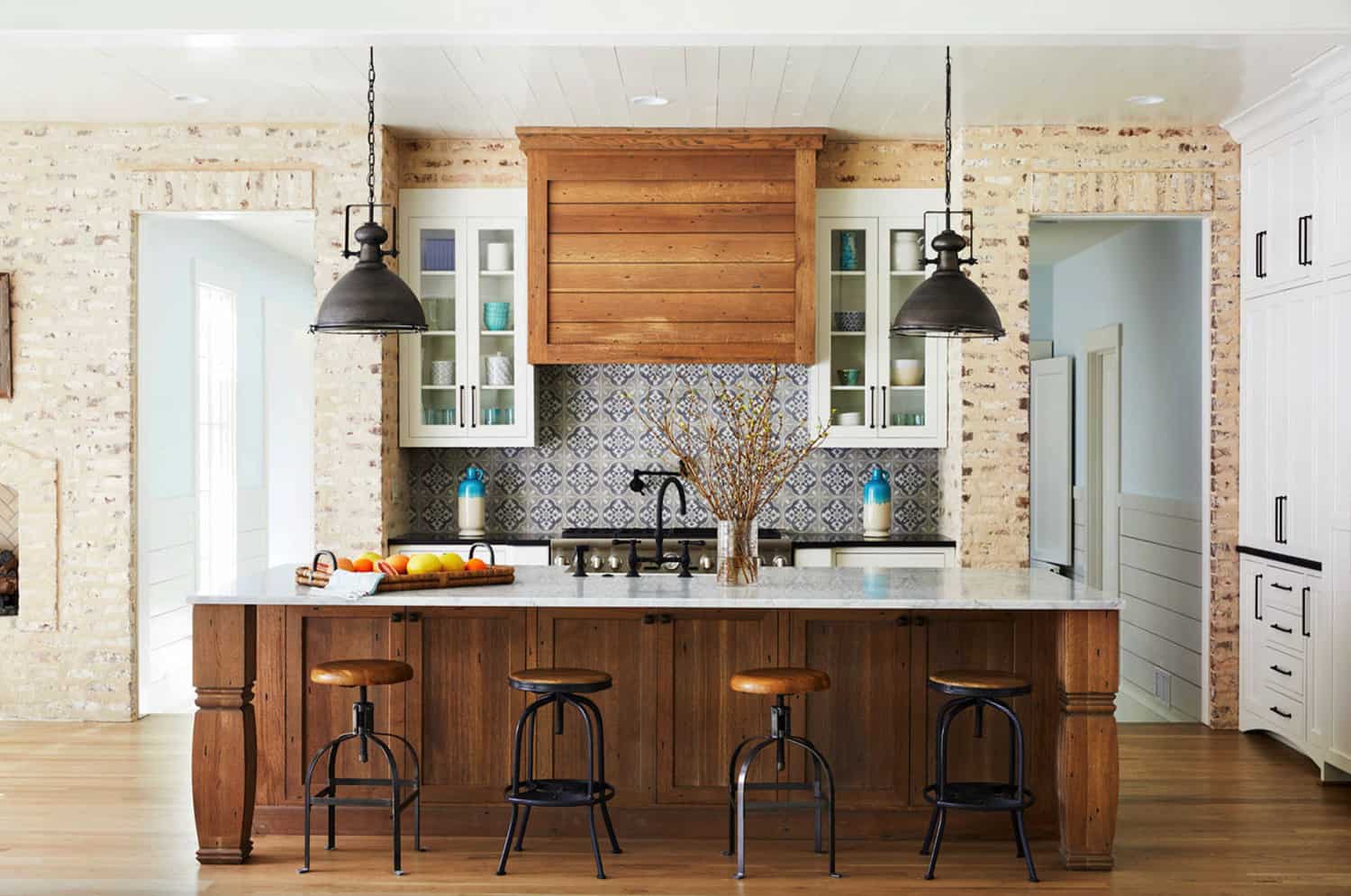 Designing the Ultimate Rustic Kitchen Island - Fineline Kitchens Inc.